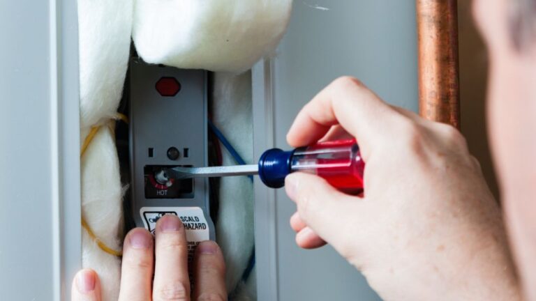 How To Adjust Temperature On Rheem Water Heater [Explained] - FireplaceHubs